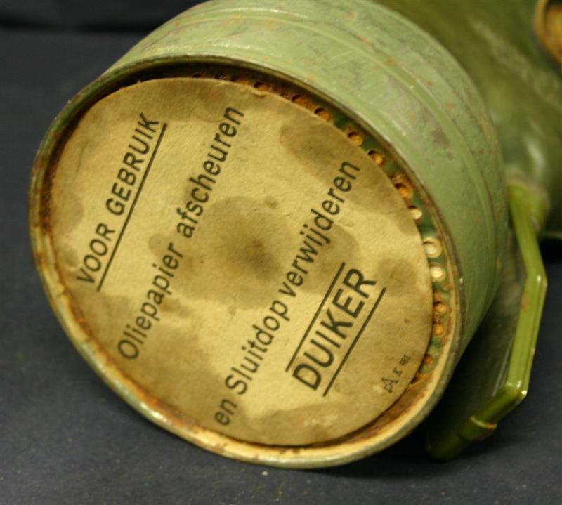 Pre WW2 Dutch gasmask No.1 – WW2 Militaria, Scale-models, Books, etc.