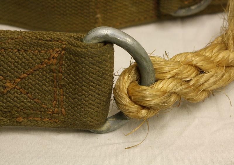 WW2 US drag rope – WW2 Militaria, Scale-models, Books, etc.
