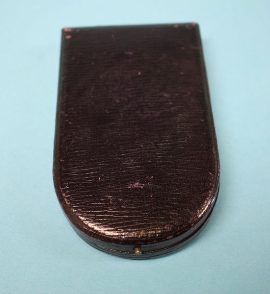 WW1 Military Cross Box – WW2 Militaria, Scale-models, Books, etc.