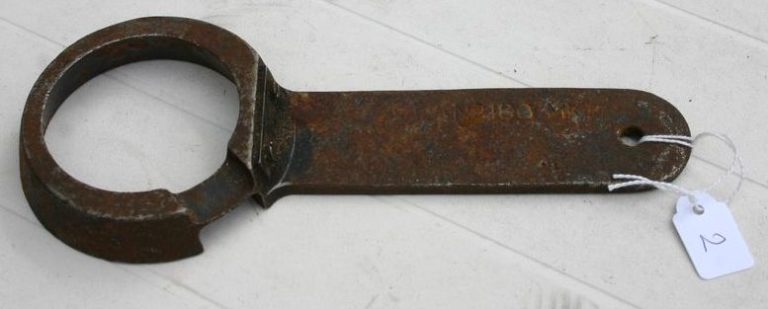 WW2 British 3 inch mortar key No.2 – WW2 Militaria, Scale-models, Books ...