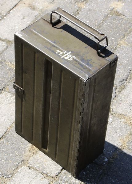 WW2 British Brengun magazine box with content – WW2 Militaria, Scale ...