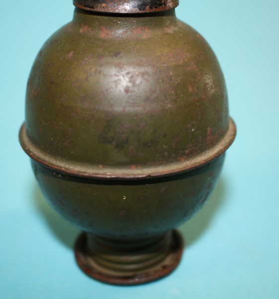 WW2 Dutch egg hand grenade – WW2 Militaria, Scale-models, Books, etc.
