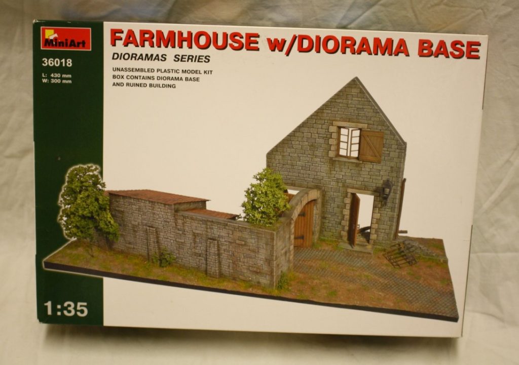 Farmhouse w/ diorama base – WW2 Militaria, Scale-models, Books, etc.