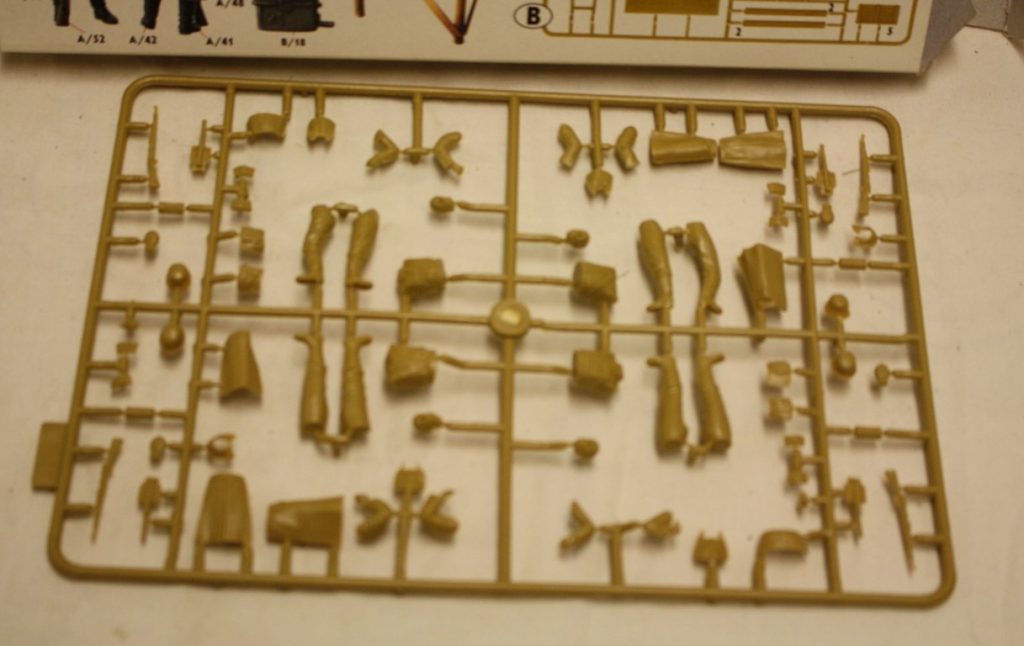 Watchtower – WW2 Militaria, Scale-models, Books, etc.